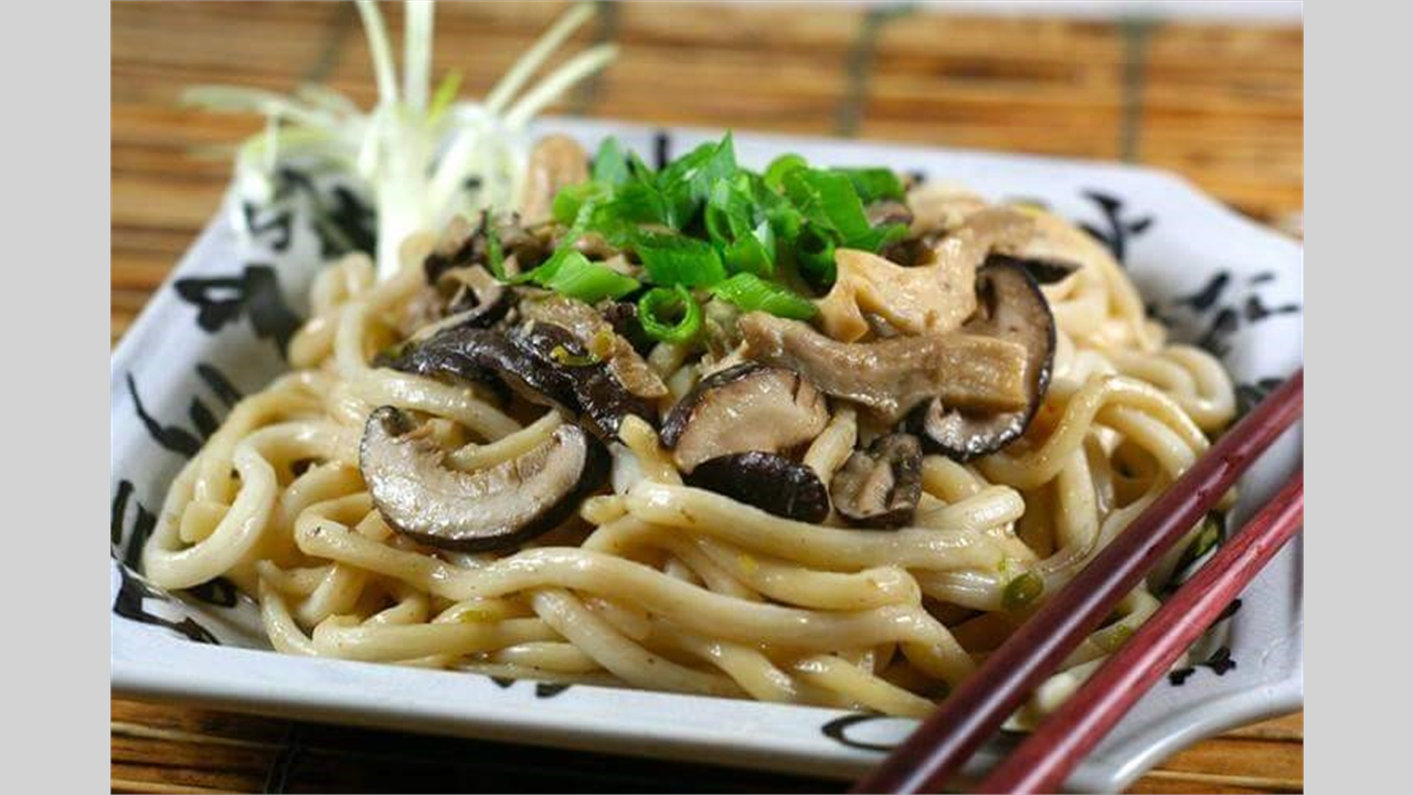 Fujiya Sushi | Kinoko yaki udon/udon xào nấm